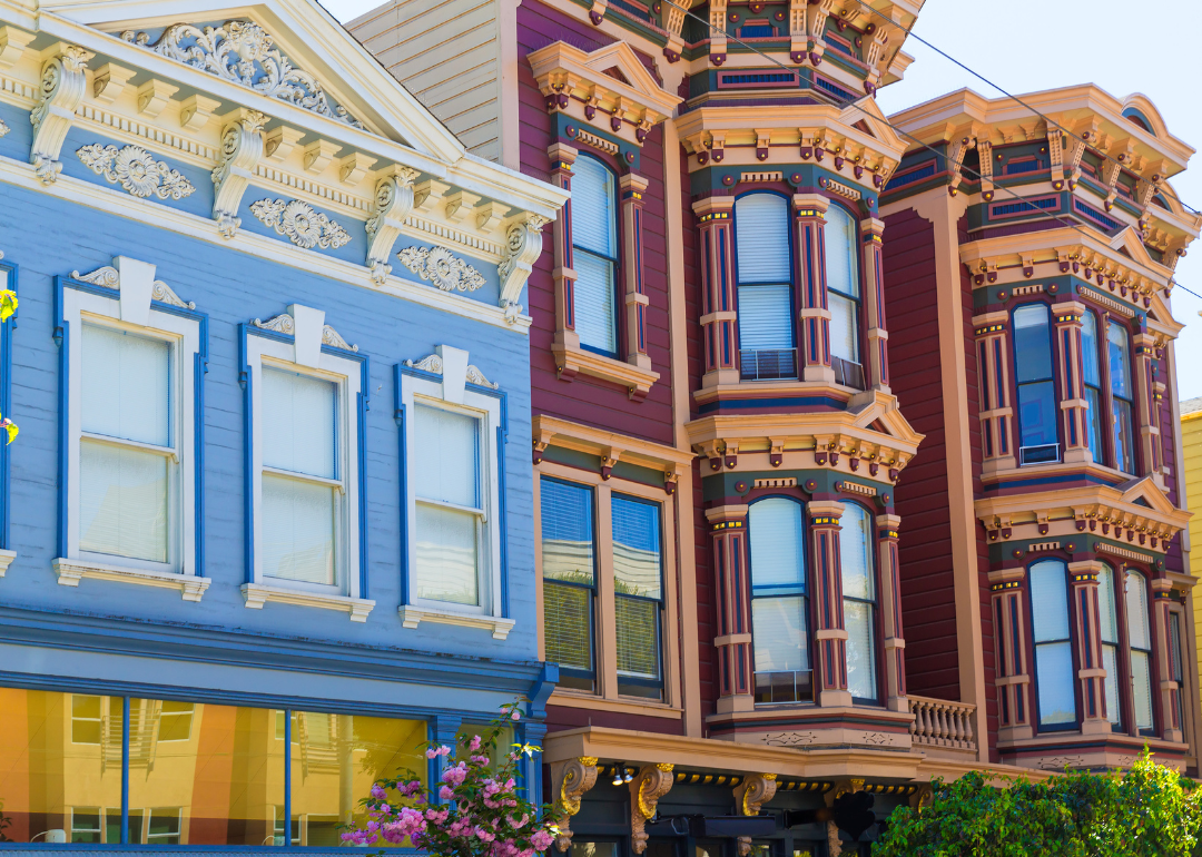 From Colonial to Craftsman Homes: How 18 Popular American Architectural ...