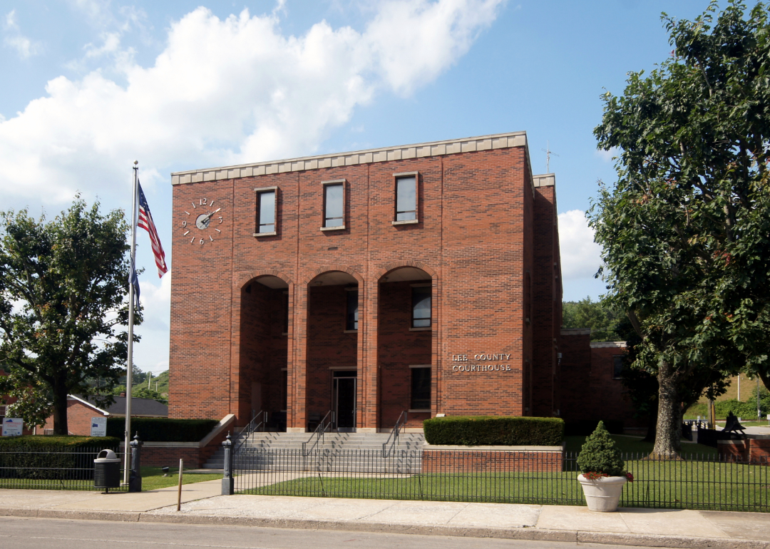 Warmest and Coldest Februaries in Lee County, Kentucky History | Stacker