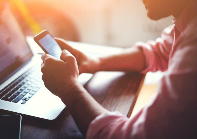 How Americans Use the Internet Today, by the Numbers | Stacker