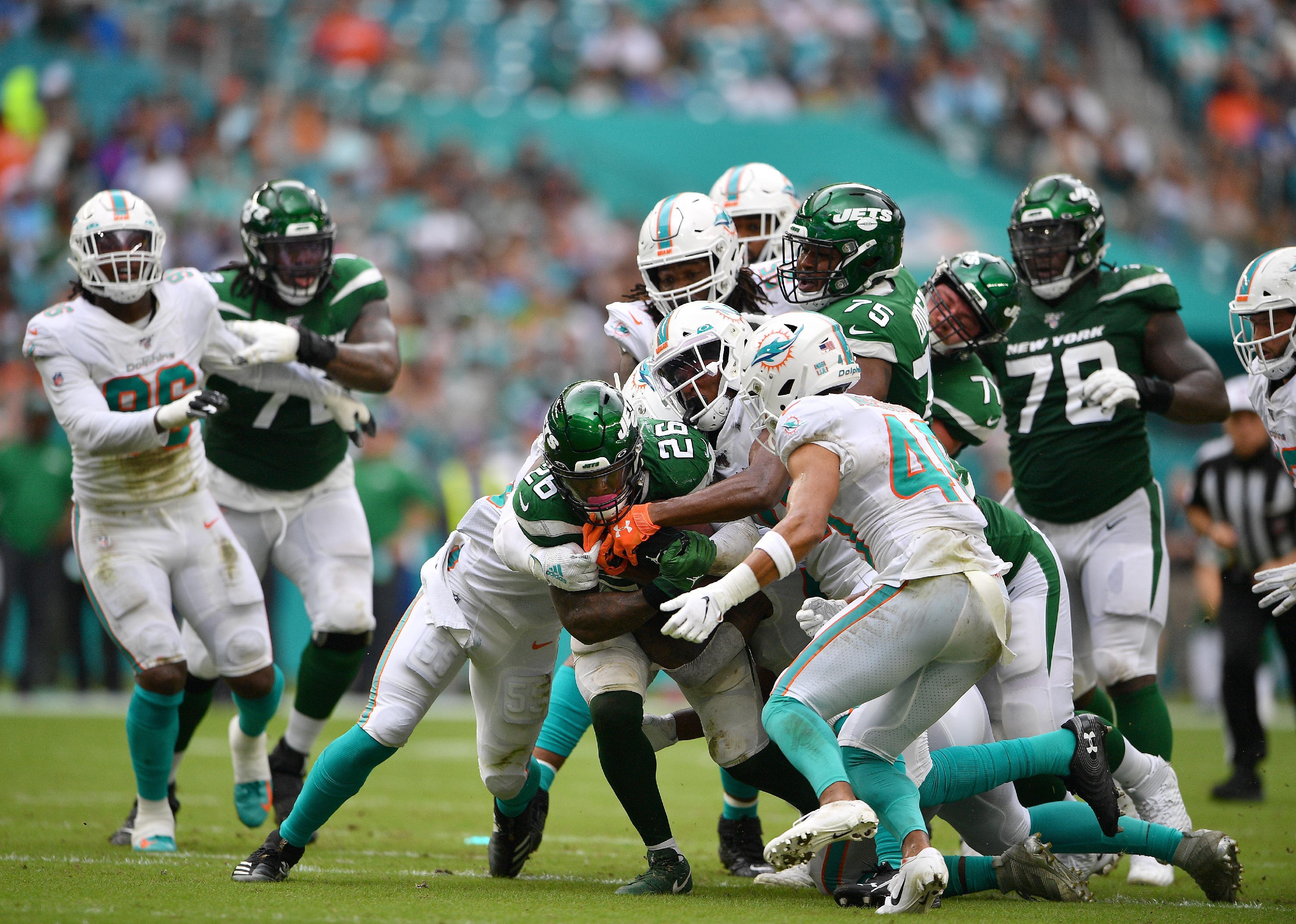 Insiders Predict: NFL Week 14 Winners | Stacker