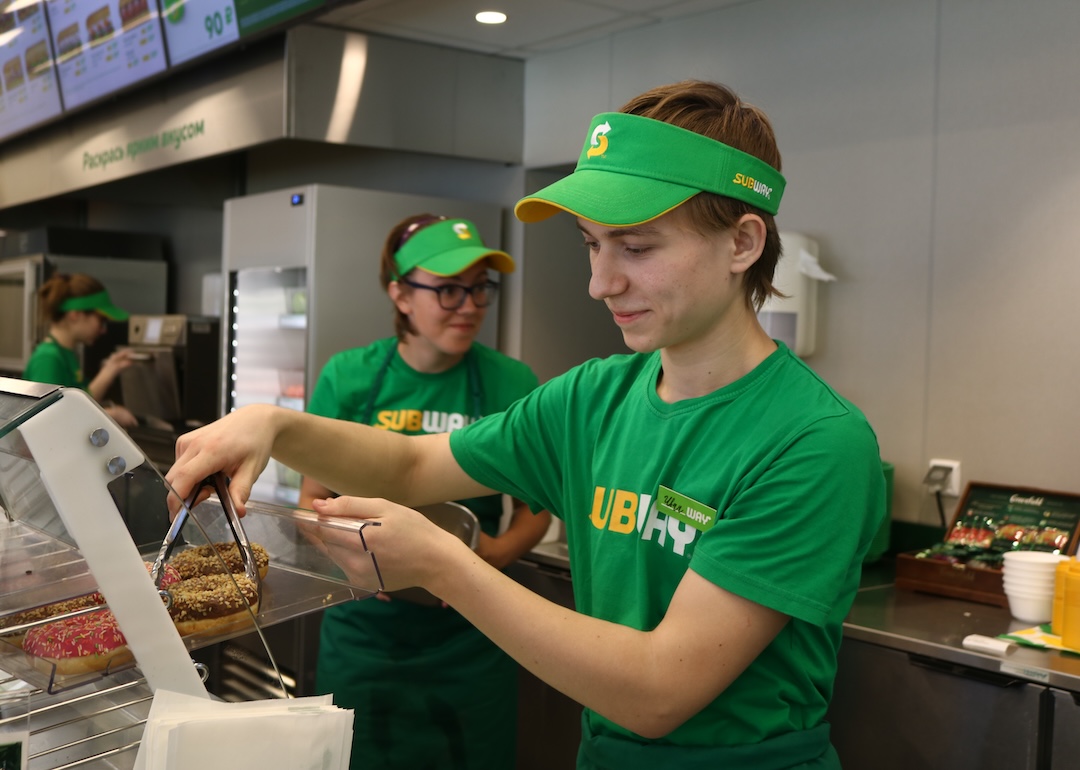 Every Major Fast-food Chain, Ranked by Customer Satisfaction | Stacker