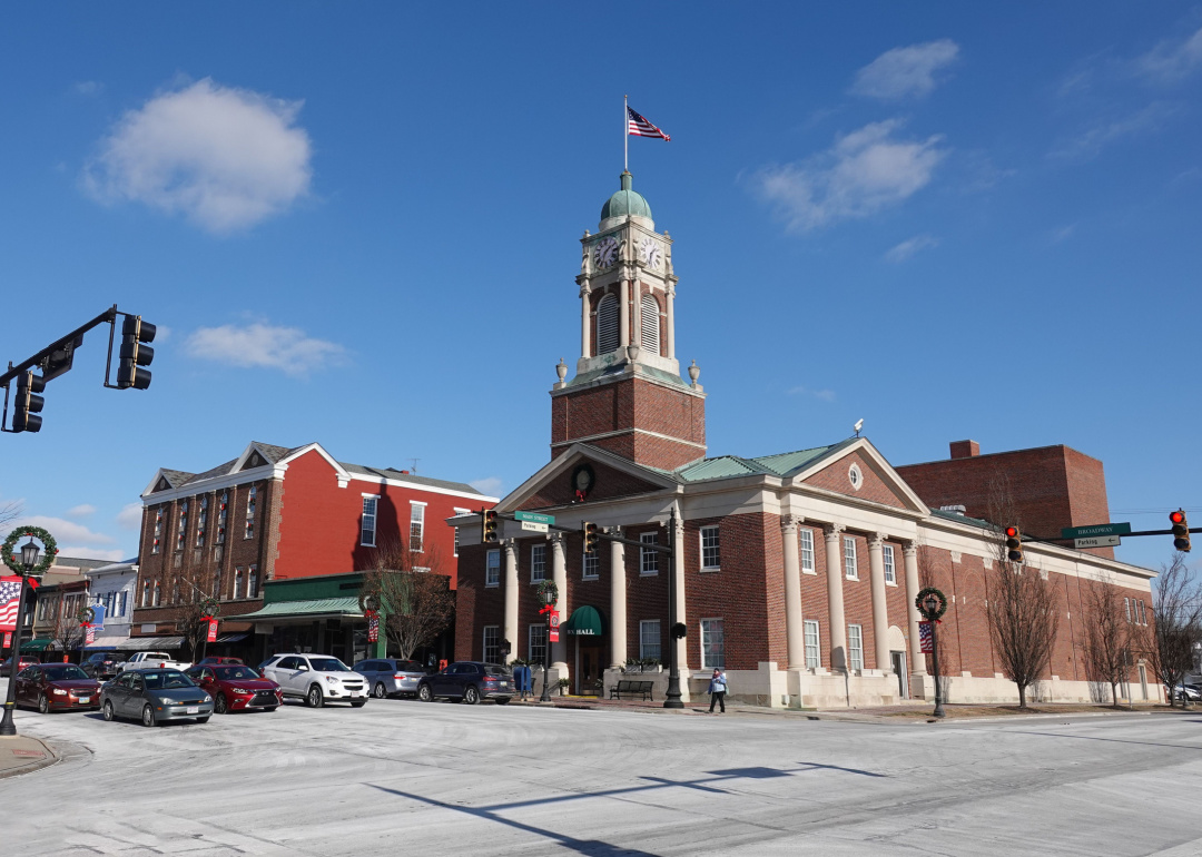 Warmest and Coldest January in Warren County, Ohio History | Stacker