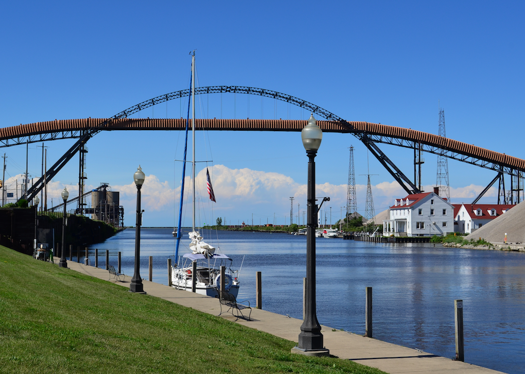 Warmest Decembers in Ashtabula County, Ohio History | Stacker