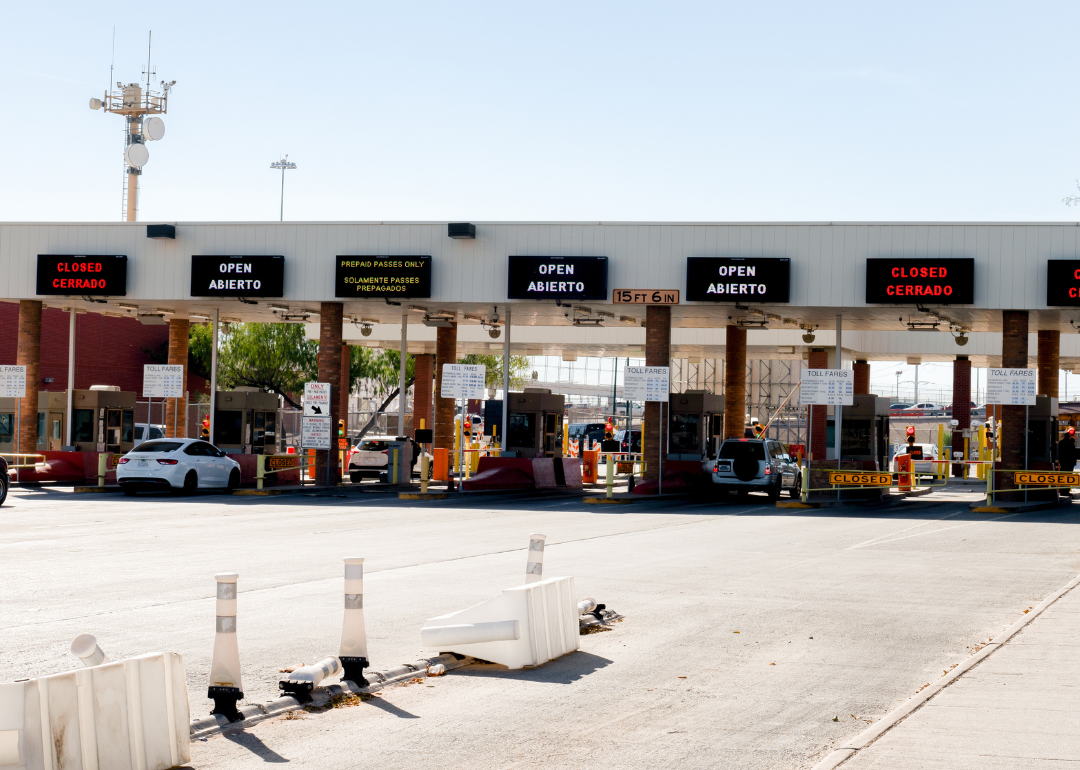 Busiest Border Crossings for Entering the U.S | Stacker