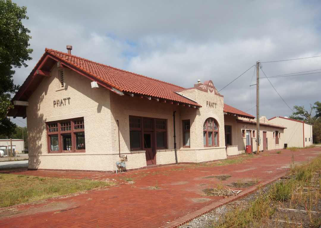 Warmest and Coldest January in Pratt County, Kansas History | Stacker
