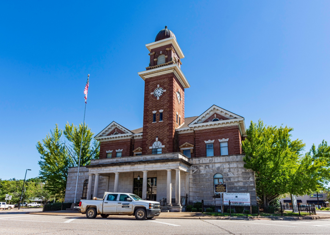 Warmest and Coldest Februaries in Butler County, Alabama History | Stacker