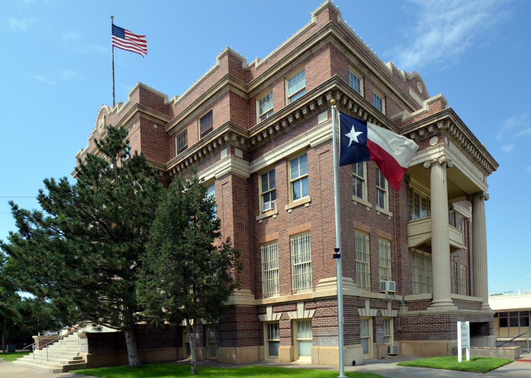 Warmest and Coldest Februaries in Dallam County, Texas History | Stacker