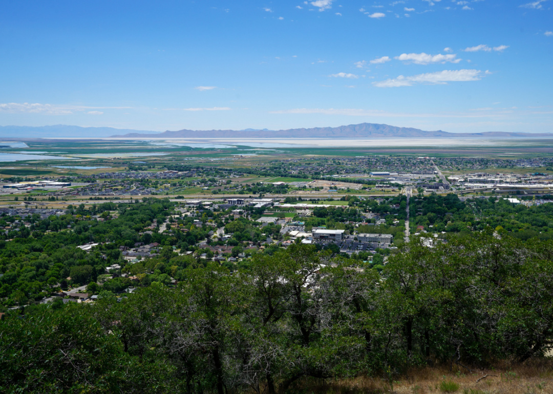 Warmest and Coldest January in Davis County, Utah History | Stacker