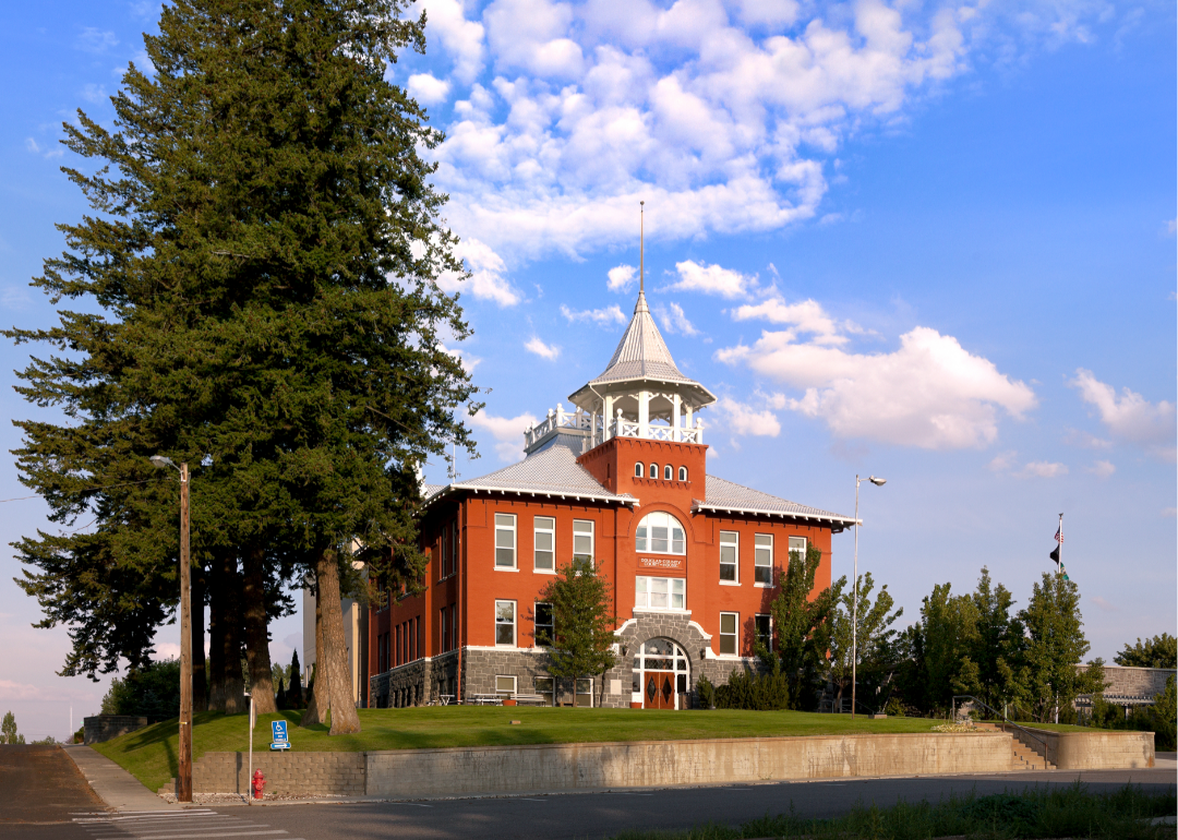 Warmest and Coldest January in Douglas County, Washington History | Stacker