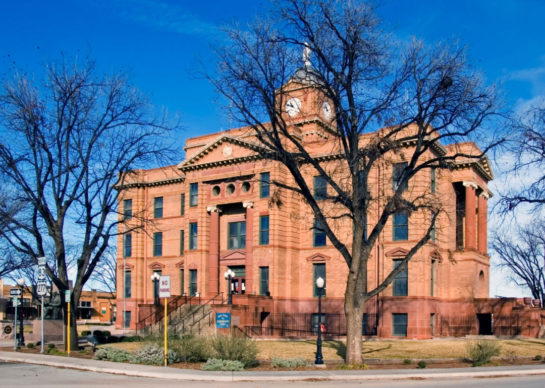 Warmest and Coldest Februaries in Jones County, Texas History | Stacker