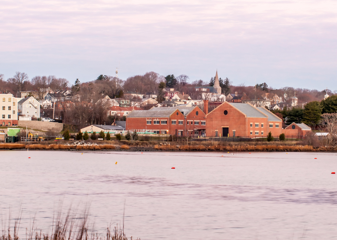 Warmest and Coldest January in Kent County, Rhode Island History | Stacker