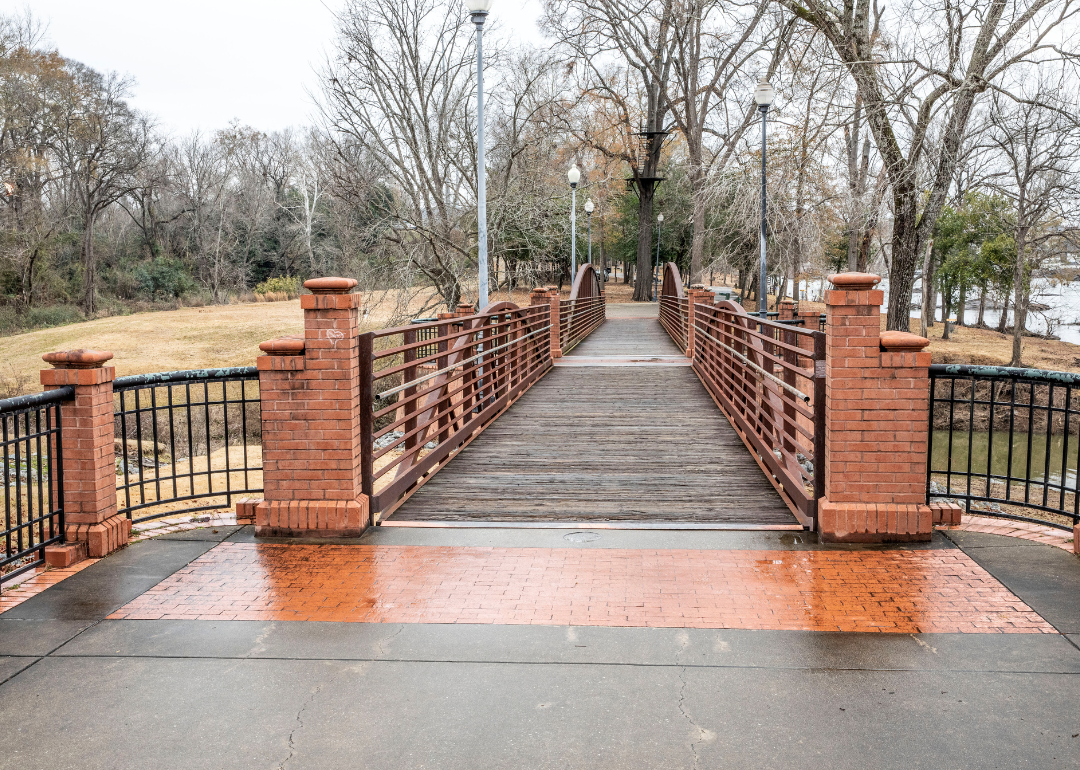 Warmest and Coldest Februaries in Russell County, Alabama History | Stacker