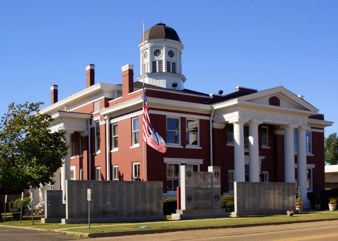 Warmest Decembers in Smith County, Mississippi History | Stacker Warmest Decembers in Smith County, Mississippi History | Stacker