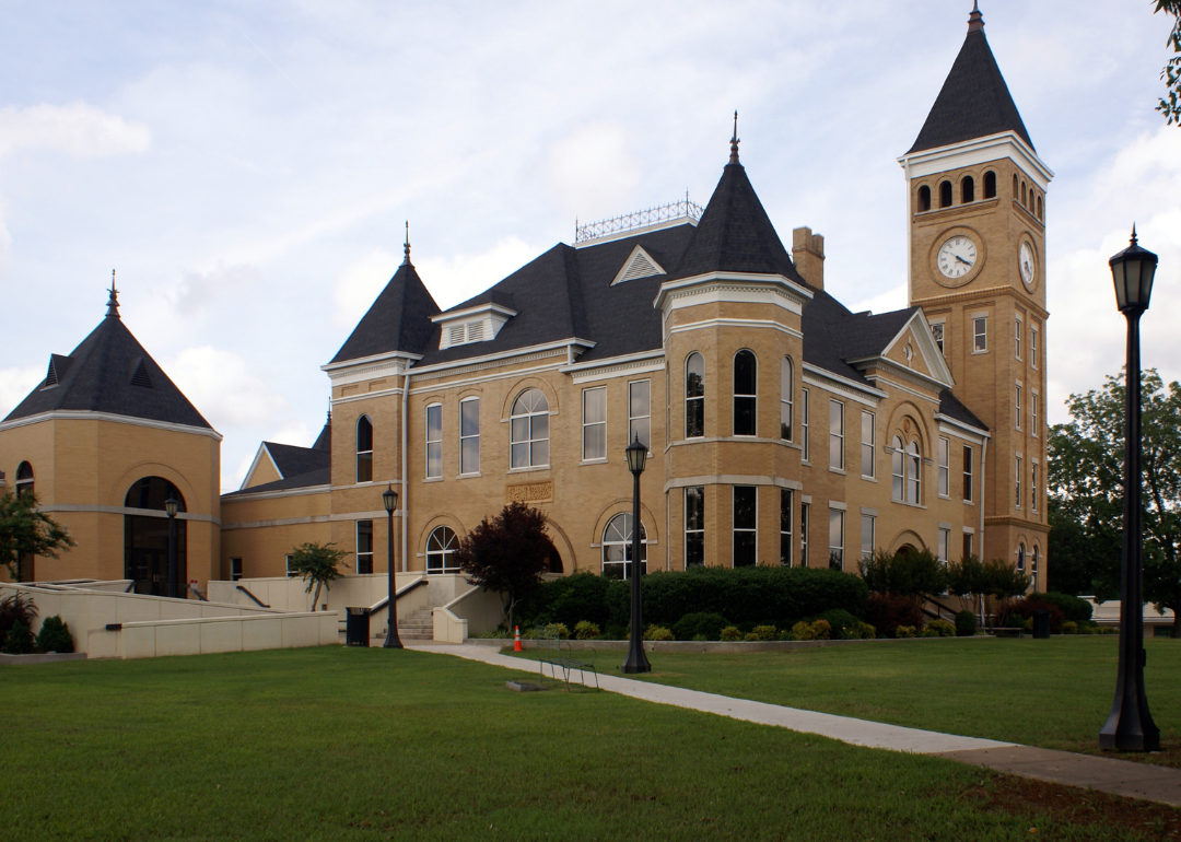 Warmest and Coldest January in Saline County, Arkansas History | Stacker