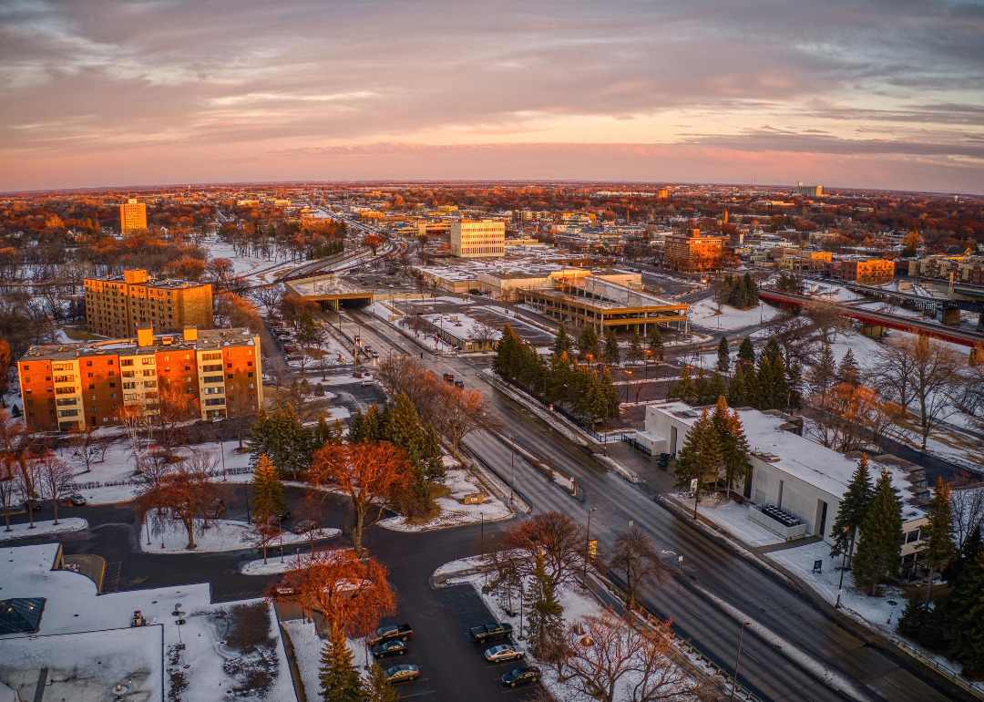 Warmest and Coldest January in Clay County, Minnesota History | Stacker