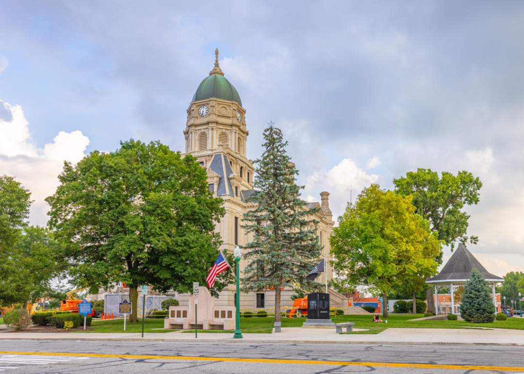 Warmest and Coldest Februaries in Whitley County, Indiana History | Stacker