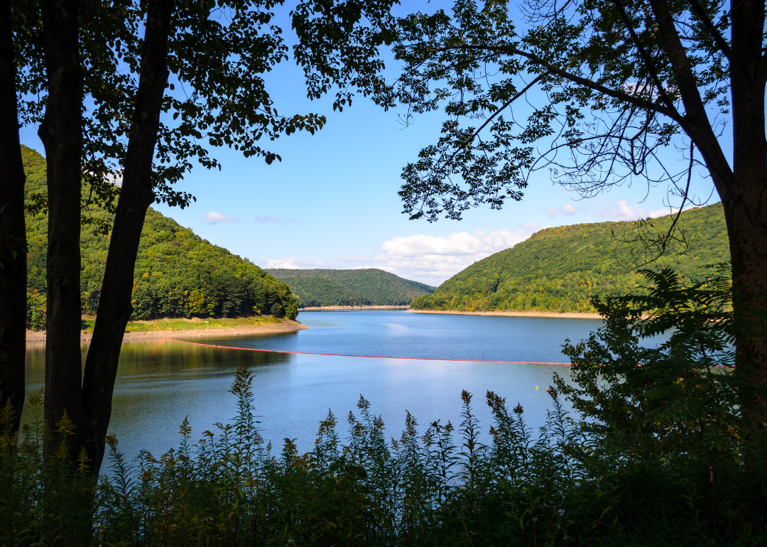 Warmest and Coldest Februaries in McKean County, Pennsylvania History | Stacker