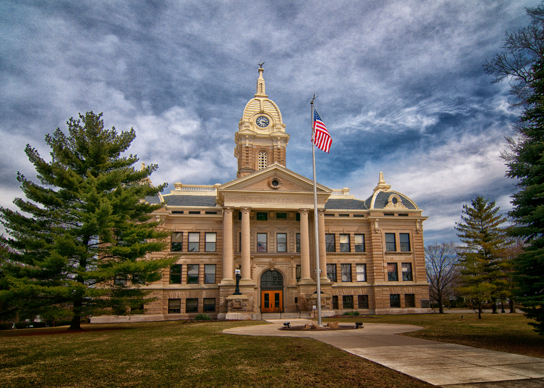 Warmest and Coldest January in Ingham County, Michigan History | Stacker