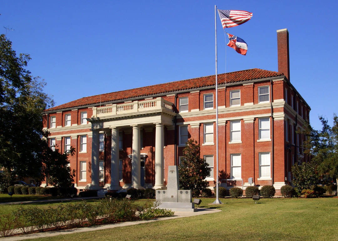 Warmest and Coldest January in Lawrence County, Mississippi History ...