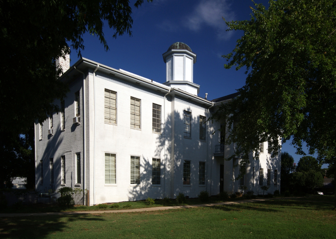 Warmest Decembers in Benton County, Mississippi History | Stacker
