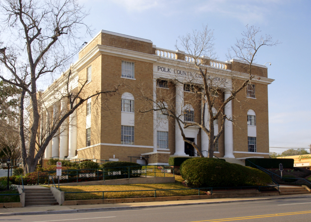 Warmest and Coldest Februaries in Polk County, Texas History | Stacker