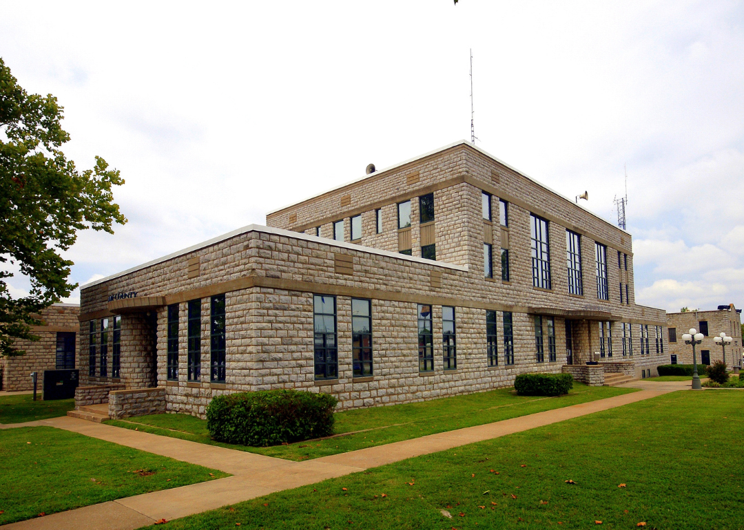 Warmest and Coldest January in Delaware County, Oklahoma History | Stacker