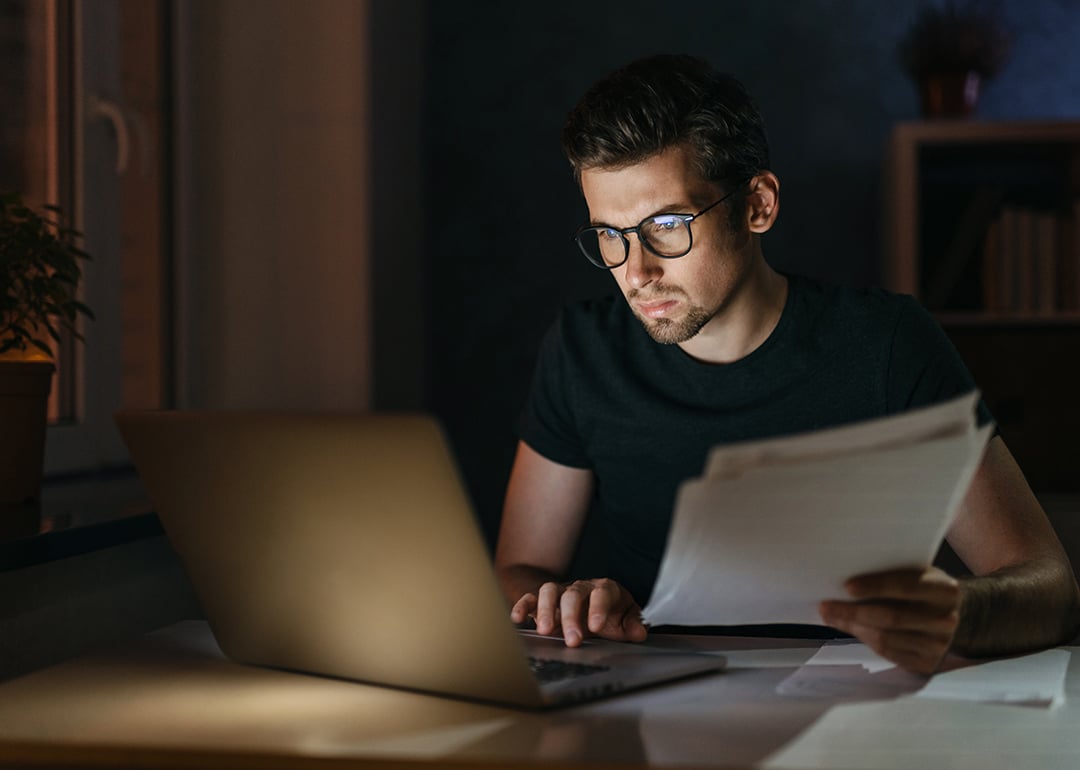 Depression symptoms in men: Subtle and physical cues | Stacker