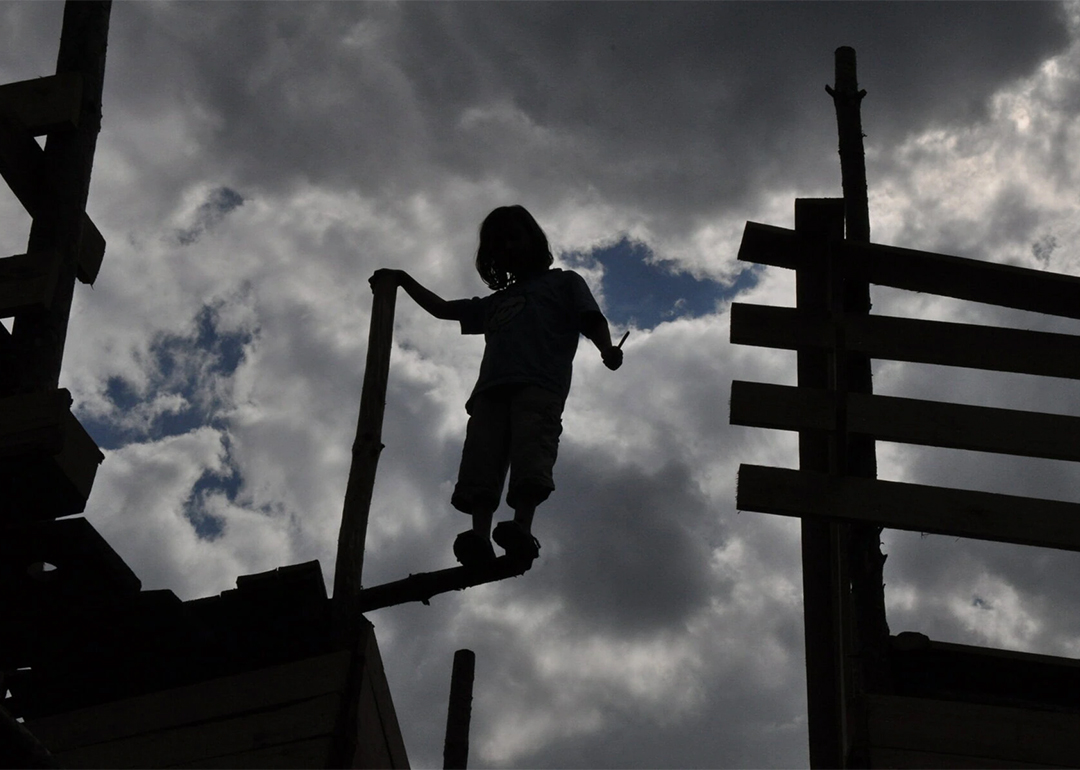 The anarchic playgrounds where putting kids at risk is the point | Stacker