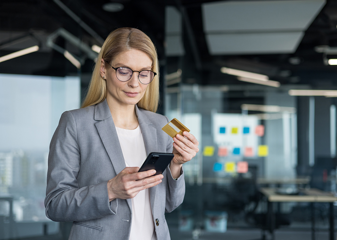 What an LLC should look for in a business credit card | Stacker