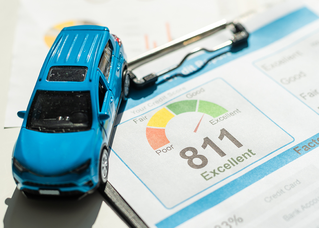 How your credit score really affects your car insurance rate | Stacker